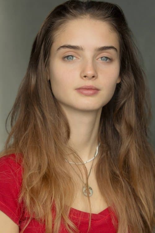 Gia Hunter | Movietime.co.il | MovieTime - Movies in Cinema